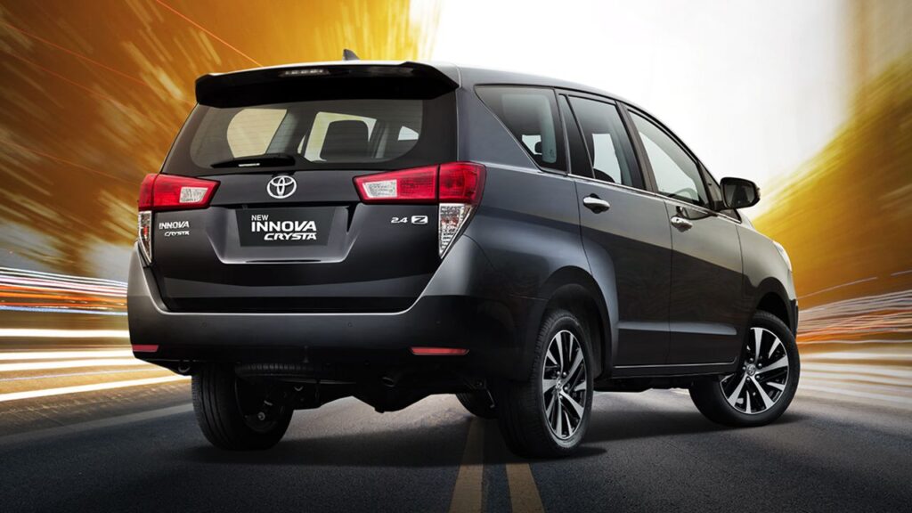 Top 5 Reasons to Choose Toyota Innova Crysta Galaxy Toyota